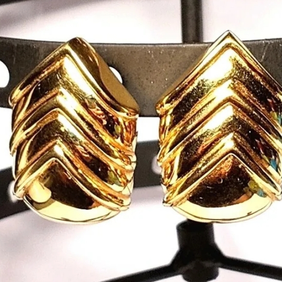 St. John | Jewelry | Vintage St John Gold Toned Chevron Shaped Earrings ...
